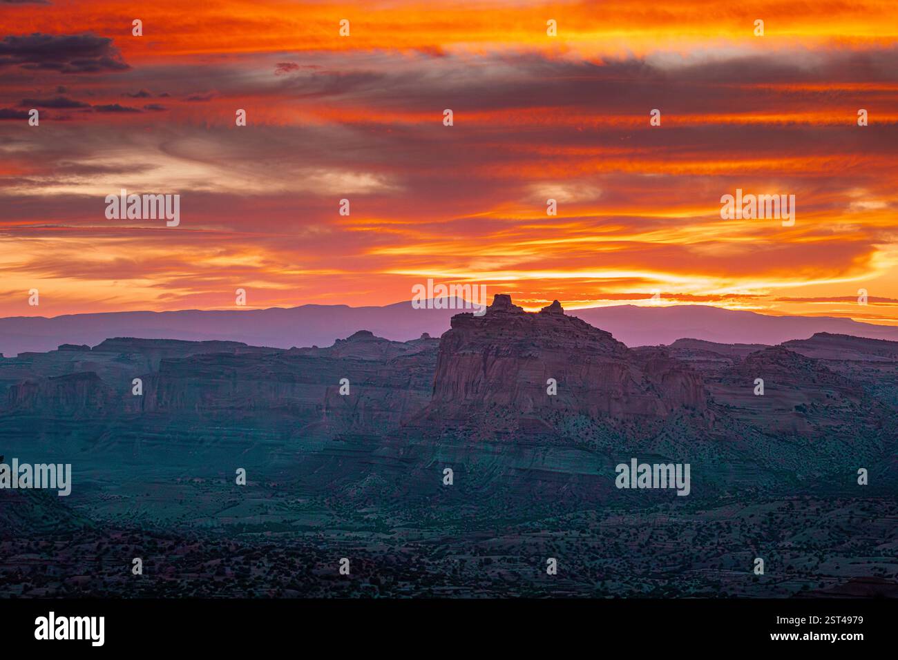 Dramatic Desert Canyon Landscape at Sunrise with Vibrant Sky Stock ...