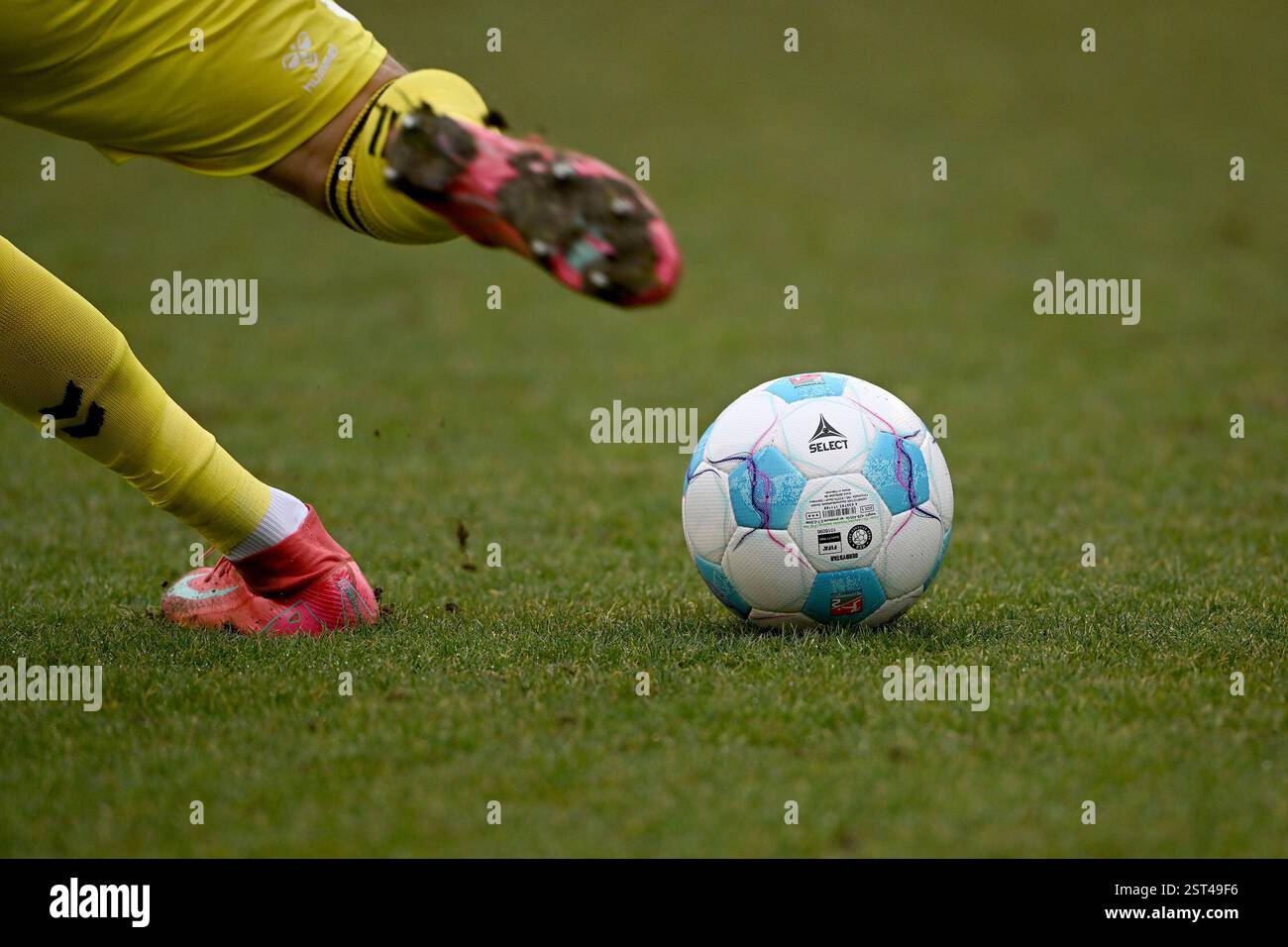 Fussball; Spieltag 22; 2. Bundesliga; Saison 2024/2025; Jahn Regensburg ...