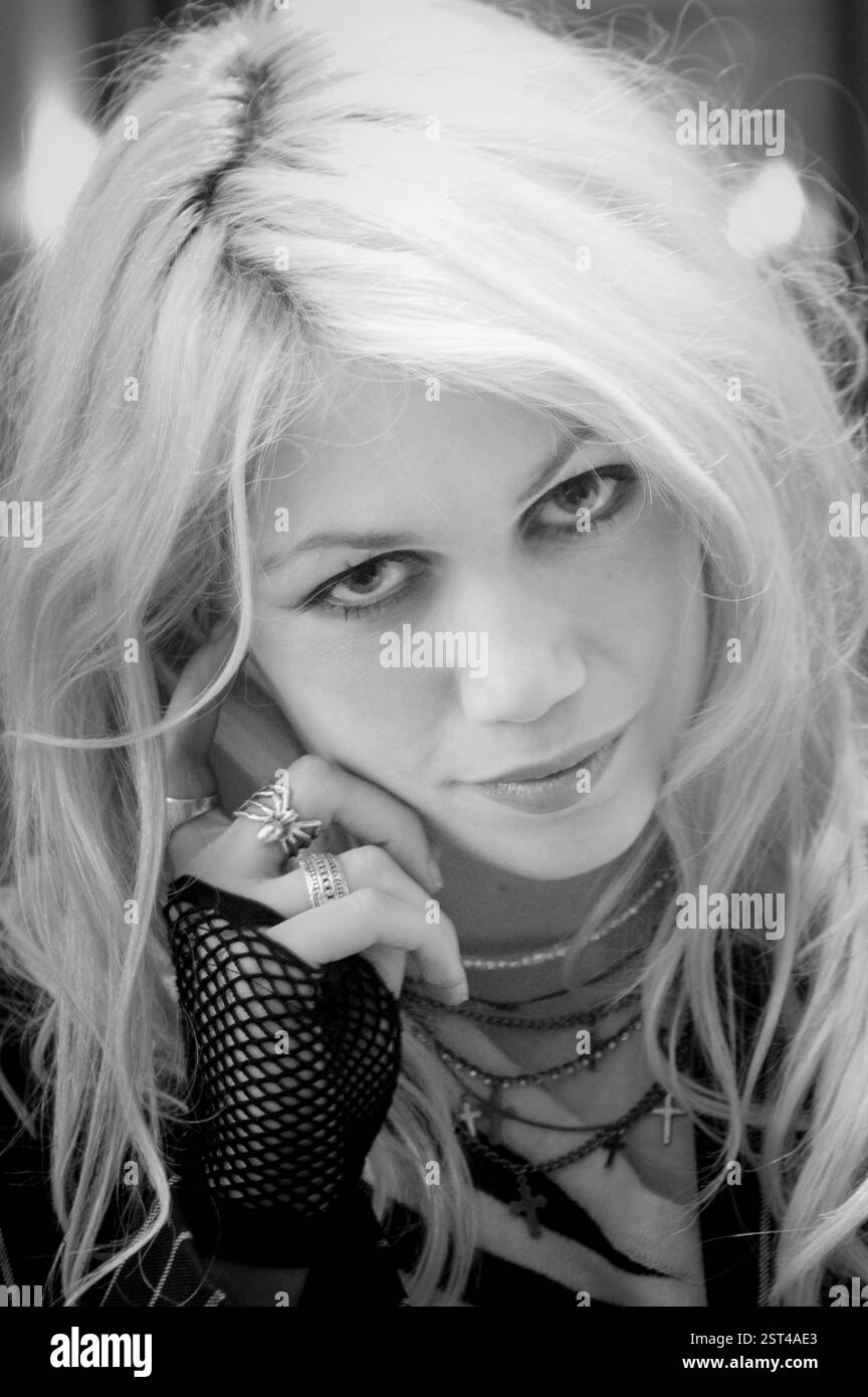 HARRY, AMAZONICA, PORTRAIT, 2003: Pop singer HARRY – full name Victoria ...