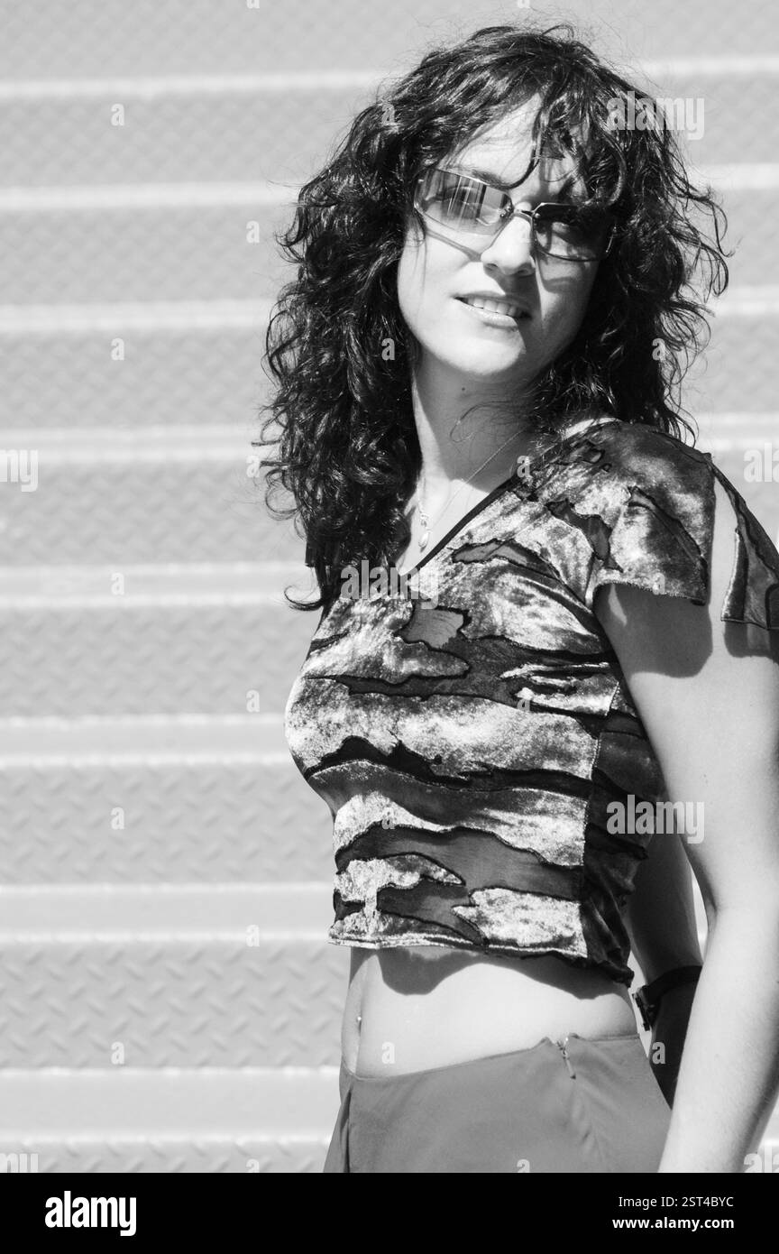 RACHEL MARI KIMBER, PORTRAIT, CARDIFF, 2003: Singer songwriter Rachel ...