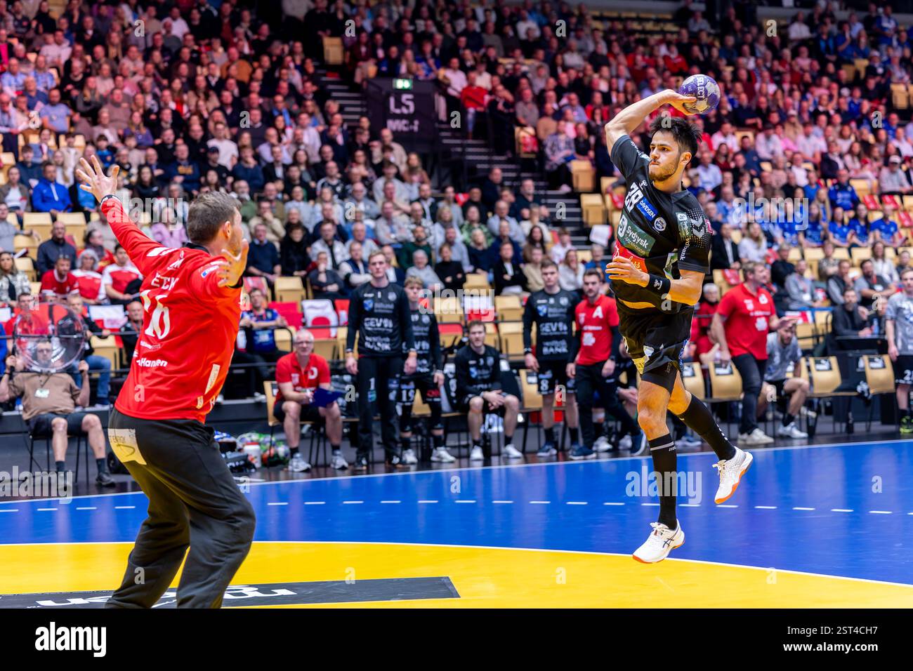 Herning, Denmark. 16th Feb, 2025. Patrick Volz (28) of Sonderjyske ...