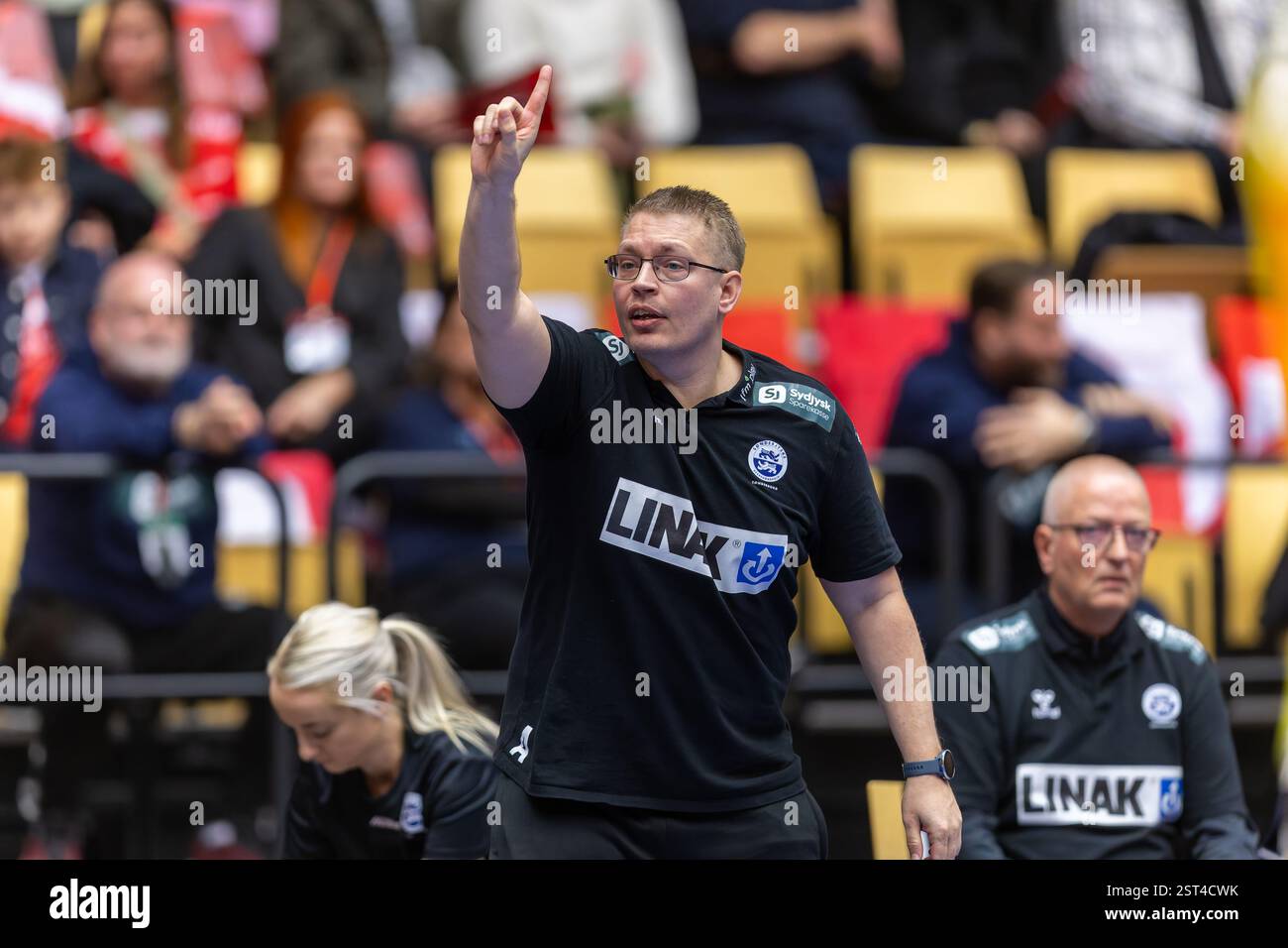 Herning, Denmark. 16th Feb, 2025. Head coach Rasmus Glad Vandbaek of ...