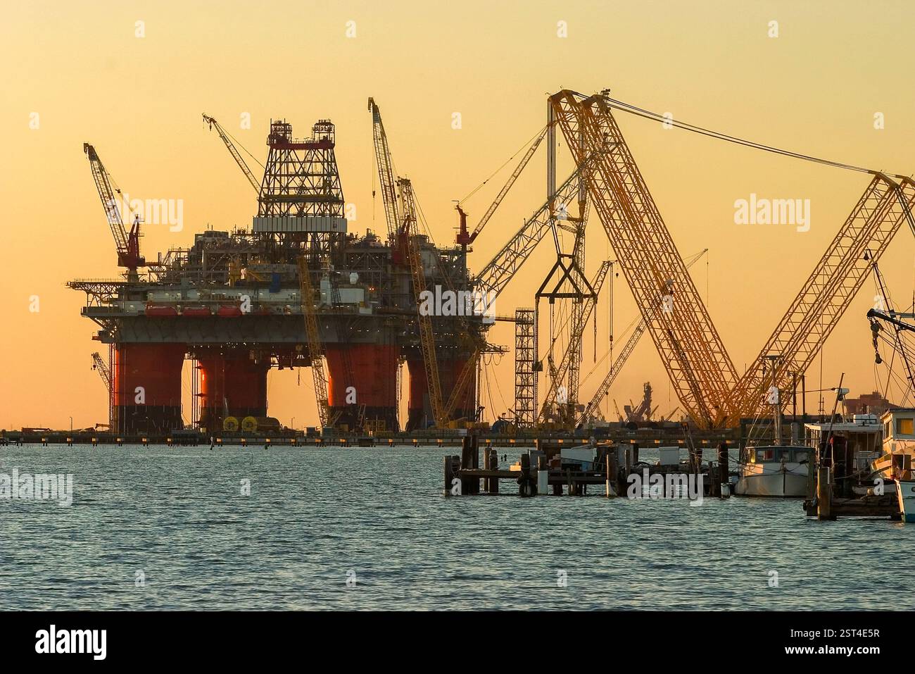 Offshore platform under construction in Texas Stock Photo - Alamy