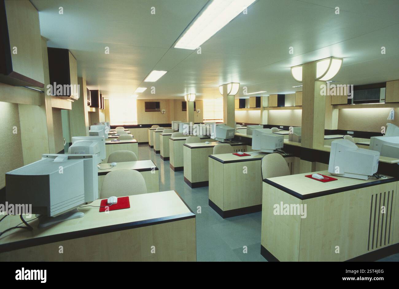 Computer centre, inside class Stock Photo - Alamy