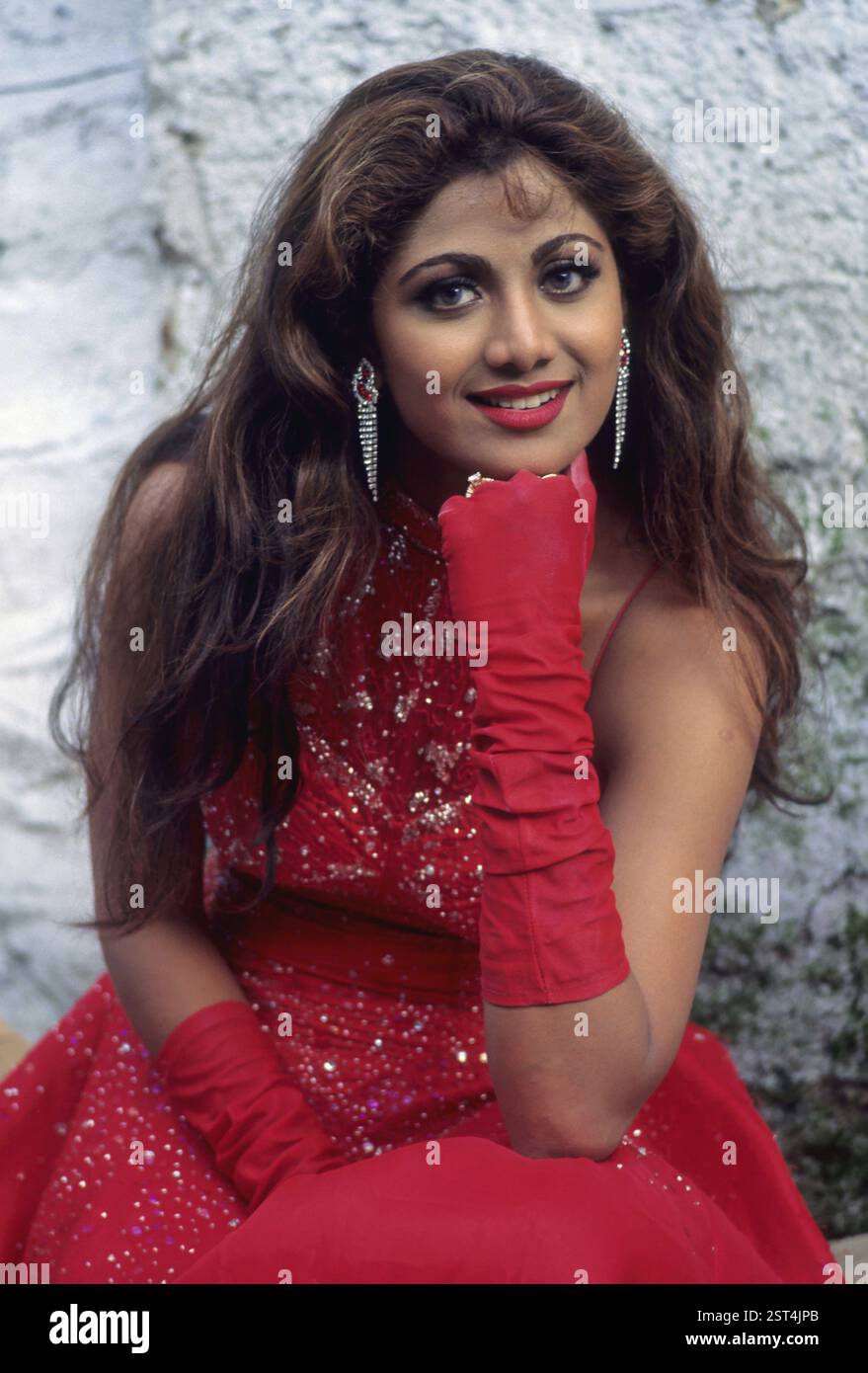 Indian hindi film actor and actress hi-res stock photography and images ...