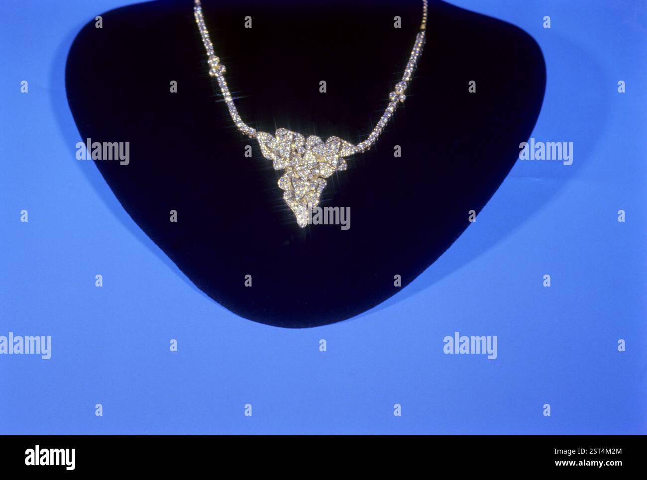 Diamond necklace, india Stock Photo - Alamy