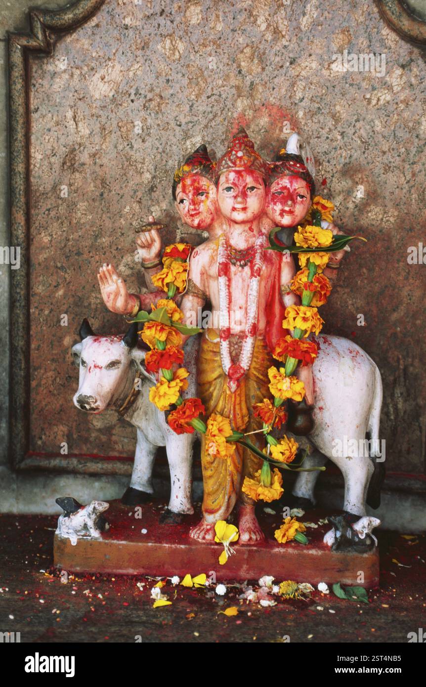 Shree Dattatrey 3 headed god Bhrama Vishnu Mahesh, Nasik, Maharashtra ...