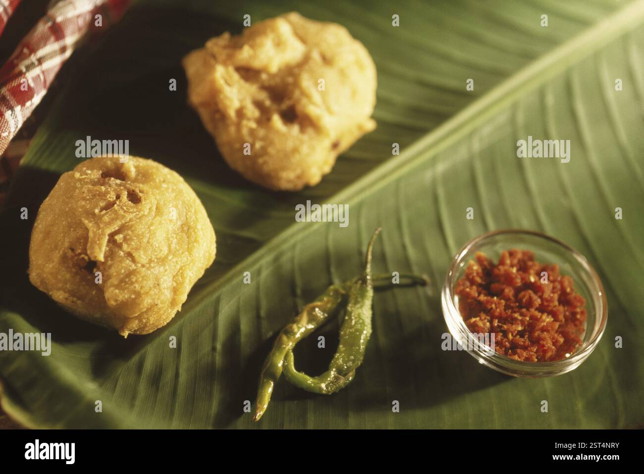 Vegetarian, potato vada, indian fast food, india Stock Photo - Alamy
