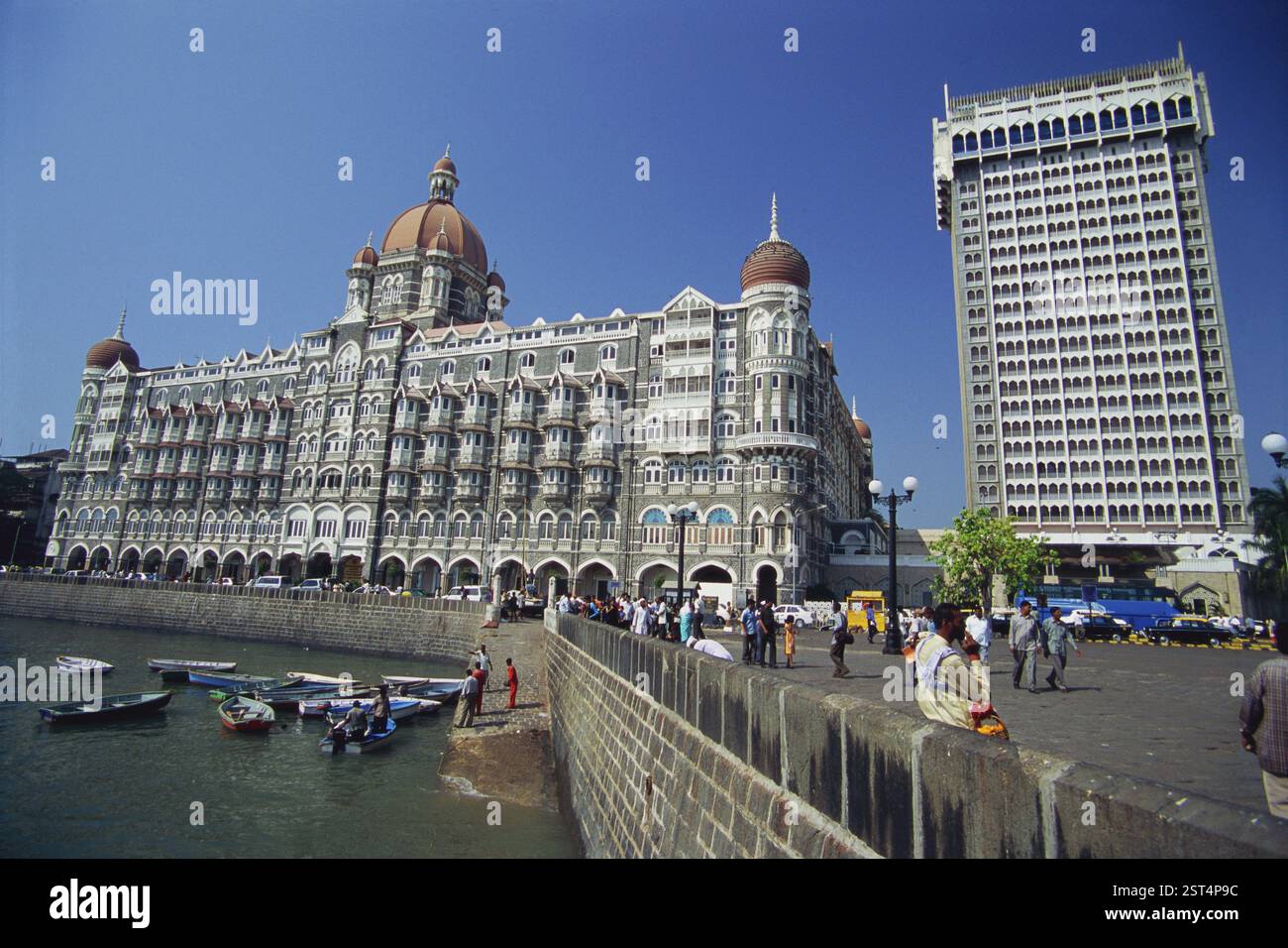 Famous star taj hotel hi-res stock photography and images - Alamy