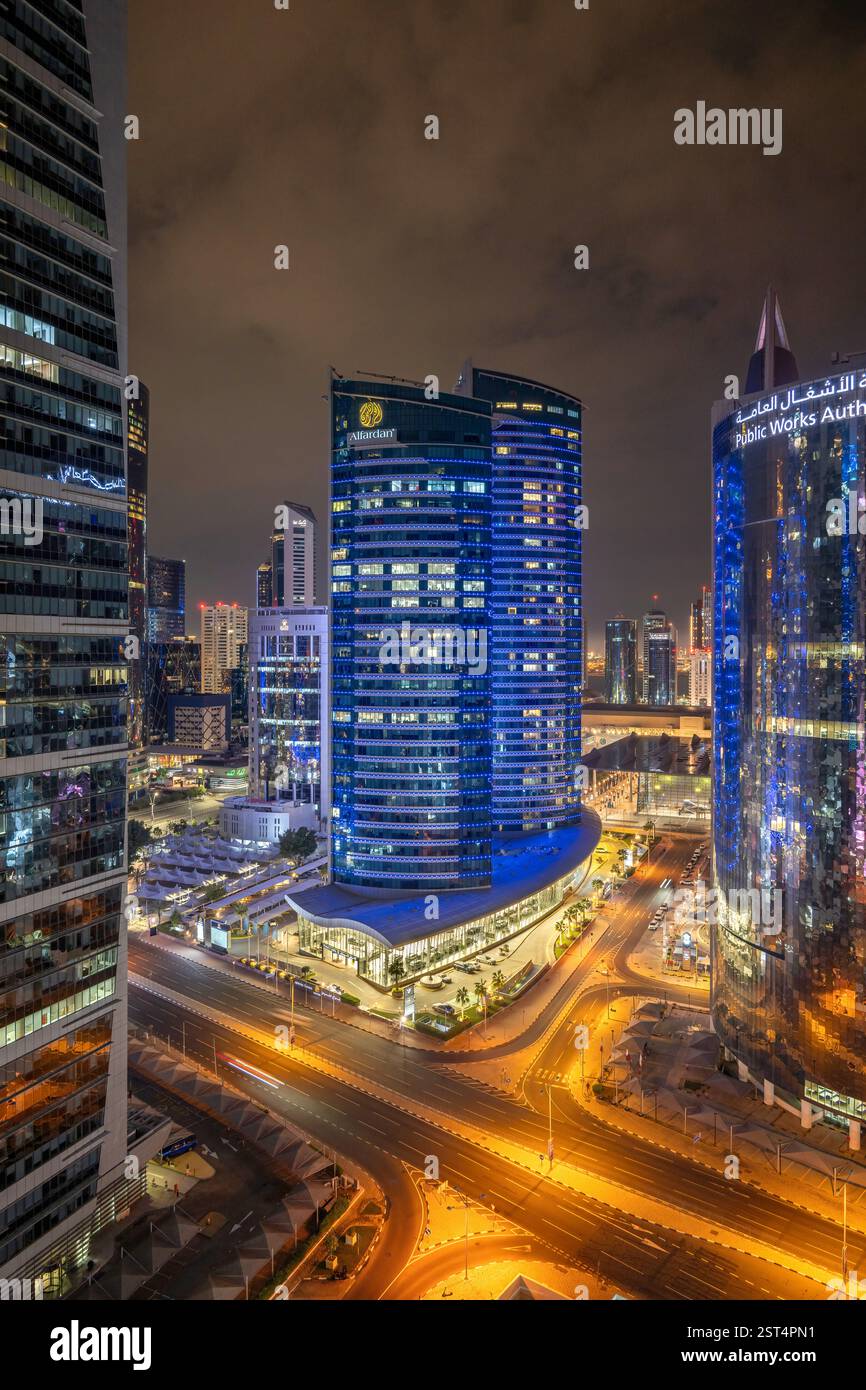 Al Fardan twin tower west bay Doha Qatar Stock Photo - Alamy
