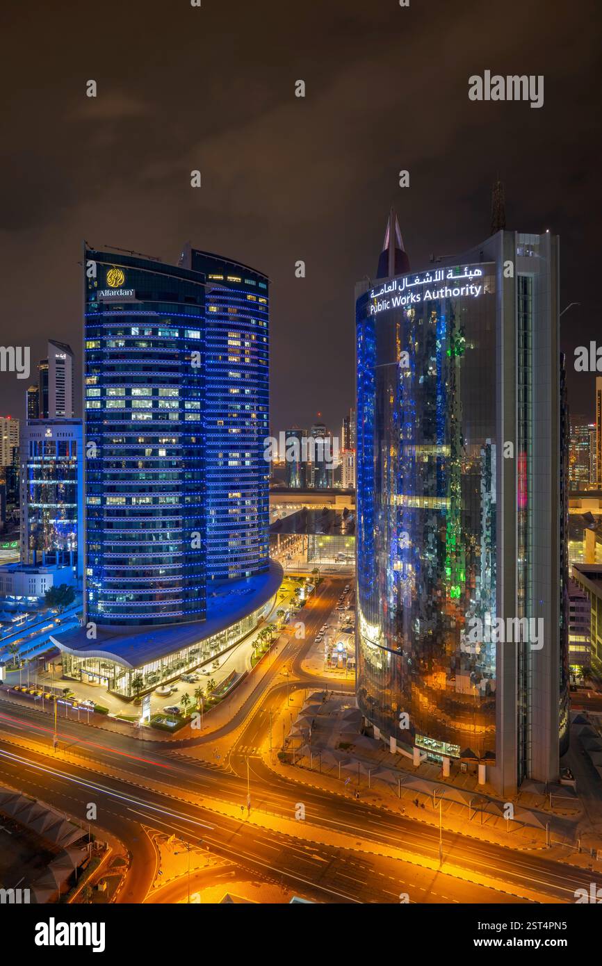 Al Fardan twin tower west bay Doha Qatar Stock Photo - Alamy