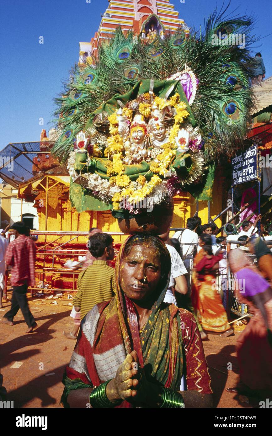 Yellamma devdasi fair, saudatti, karnataka, india Stock Photo - Alamy