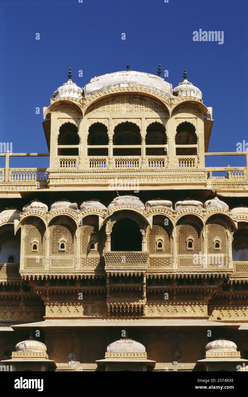 Fort built in 16th century Jaisalmer, Rajasthan, India, Asia Stock ...