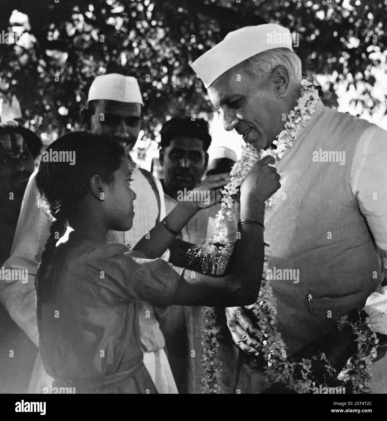 Pandit Jawaharlal Nehru, visiting rural India, Asia, Uttar Pradesh ...