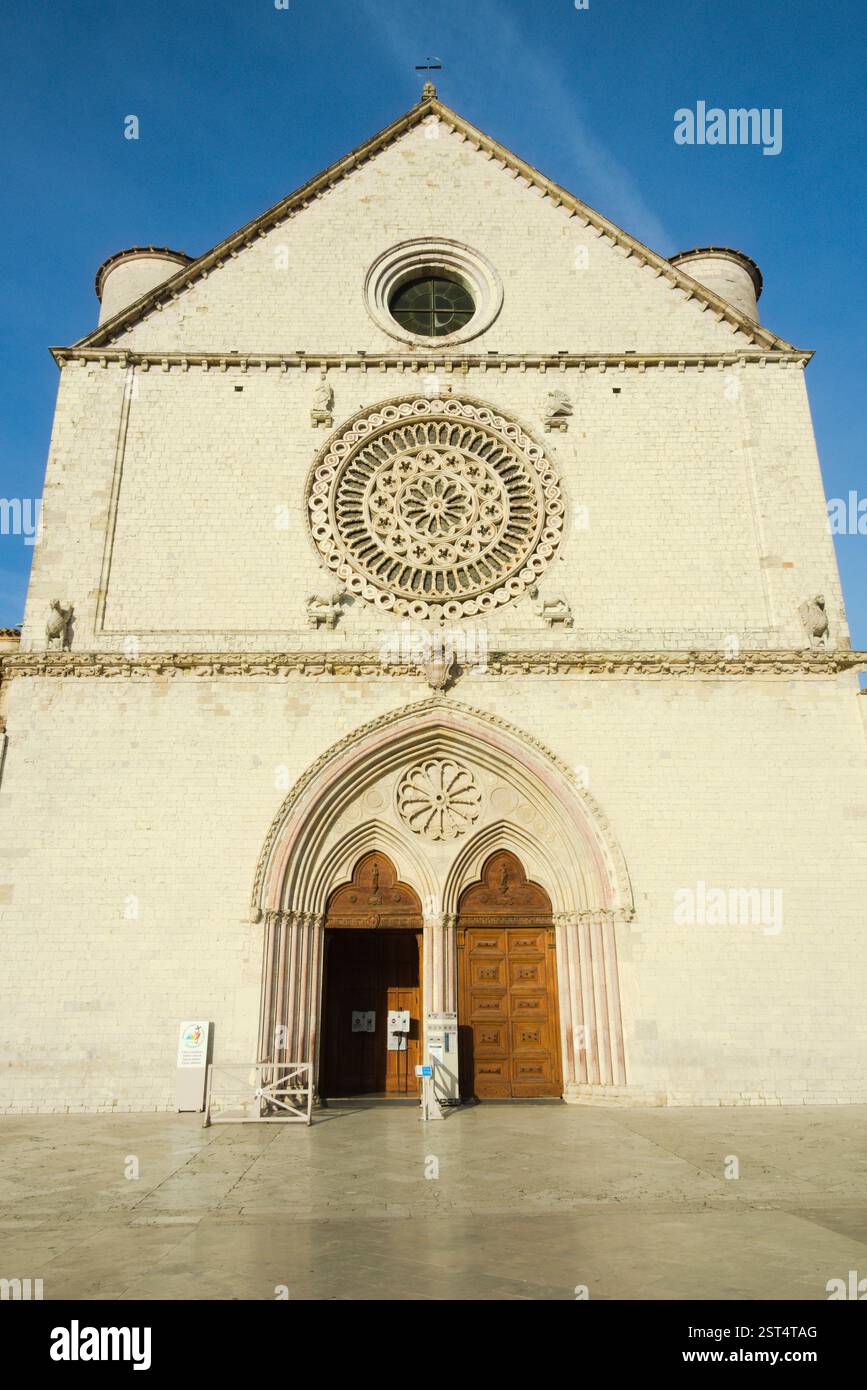 Facade of the Basilica of Saint Francis in Assisi, Umbria, Italy ...