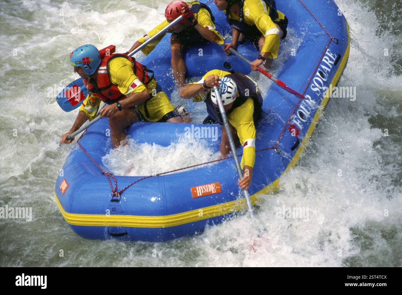 Rafters in paddleboat in white water rafting, Devprayag to Rishikesh ...