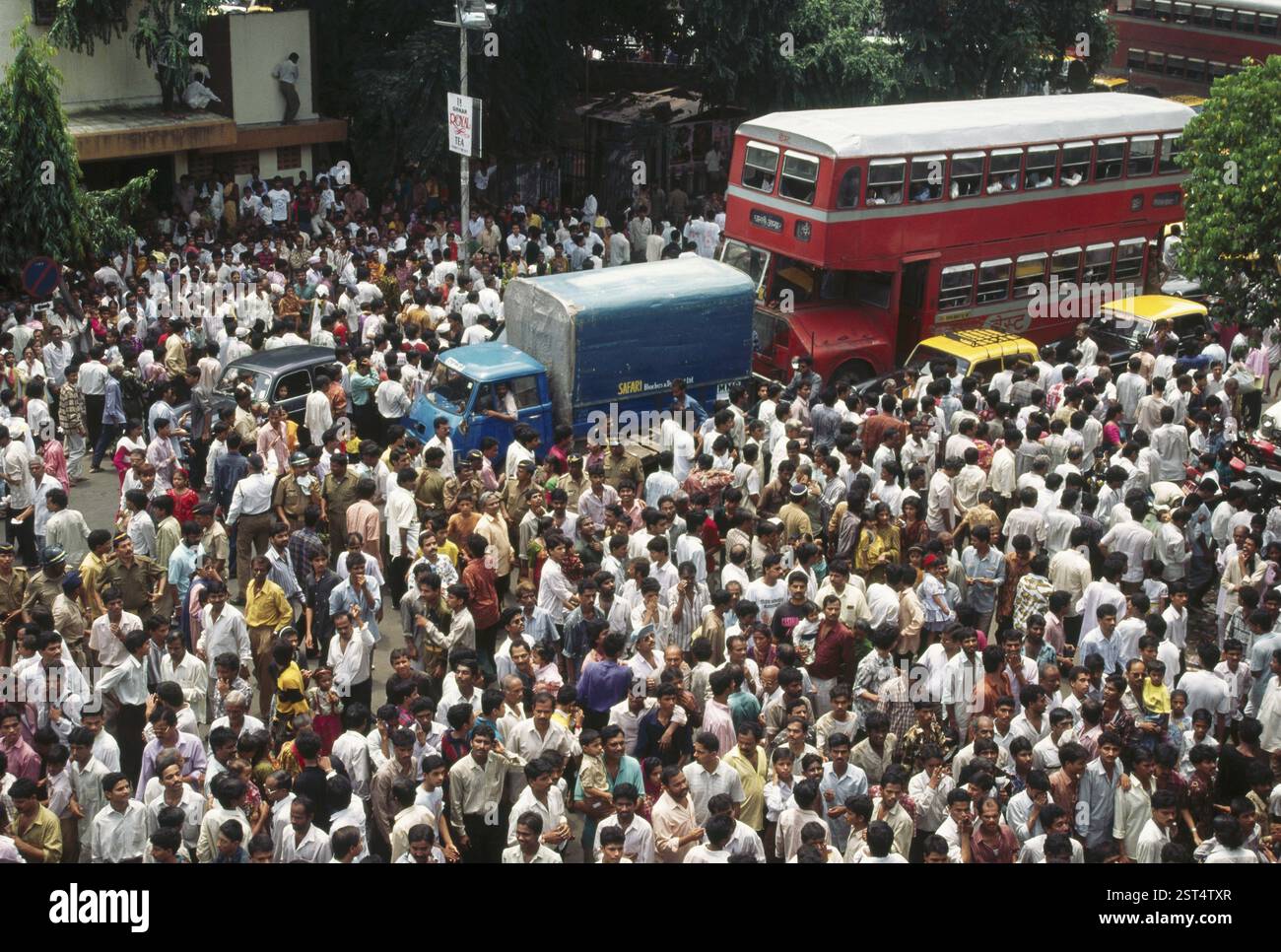 Crowded road and traffic, Bombay Mumbai, Maharashtra, India, Asia Stock ...