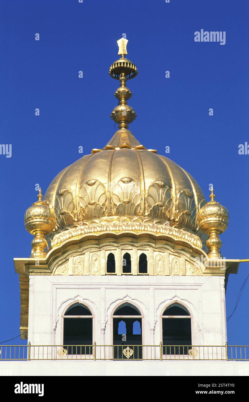 Dome gilded with gold leaf Shri Akal Takat Sahib Ji, Amritsar, Punjab ...
