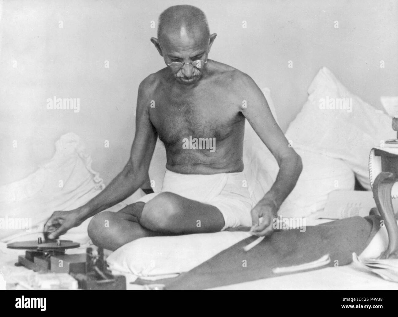 Mahatma Gandhi with Spinning Wheel - MODEL RELEASE NOT AVAILABLE Stock ...