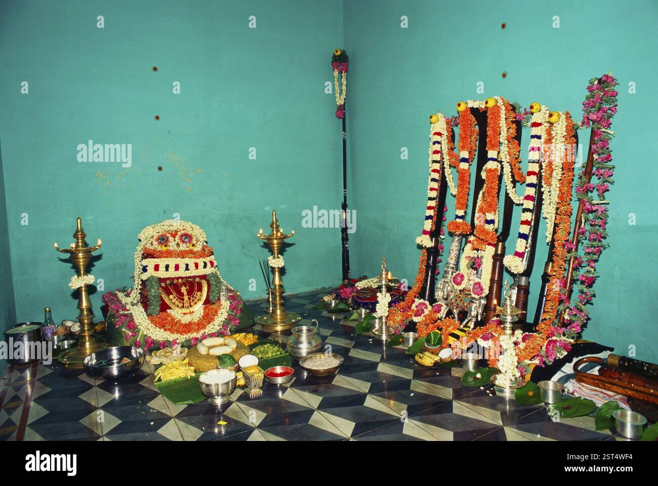 Pooja room in Nattukkottai Chettiars home, Chettinad, Tamil Nadu, India ...