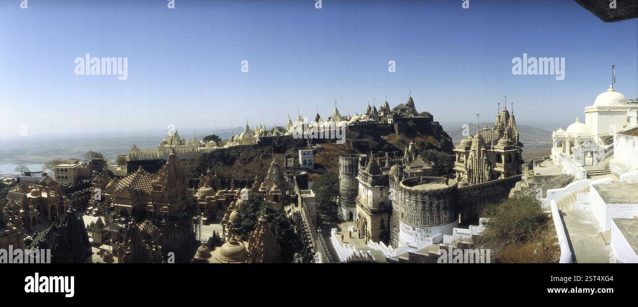 Palitana jain temples complex hi-res stock photography and images - Alamy