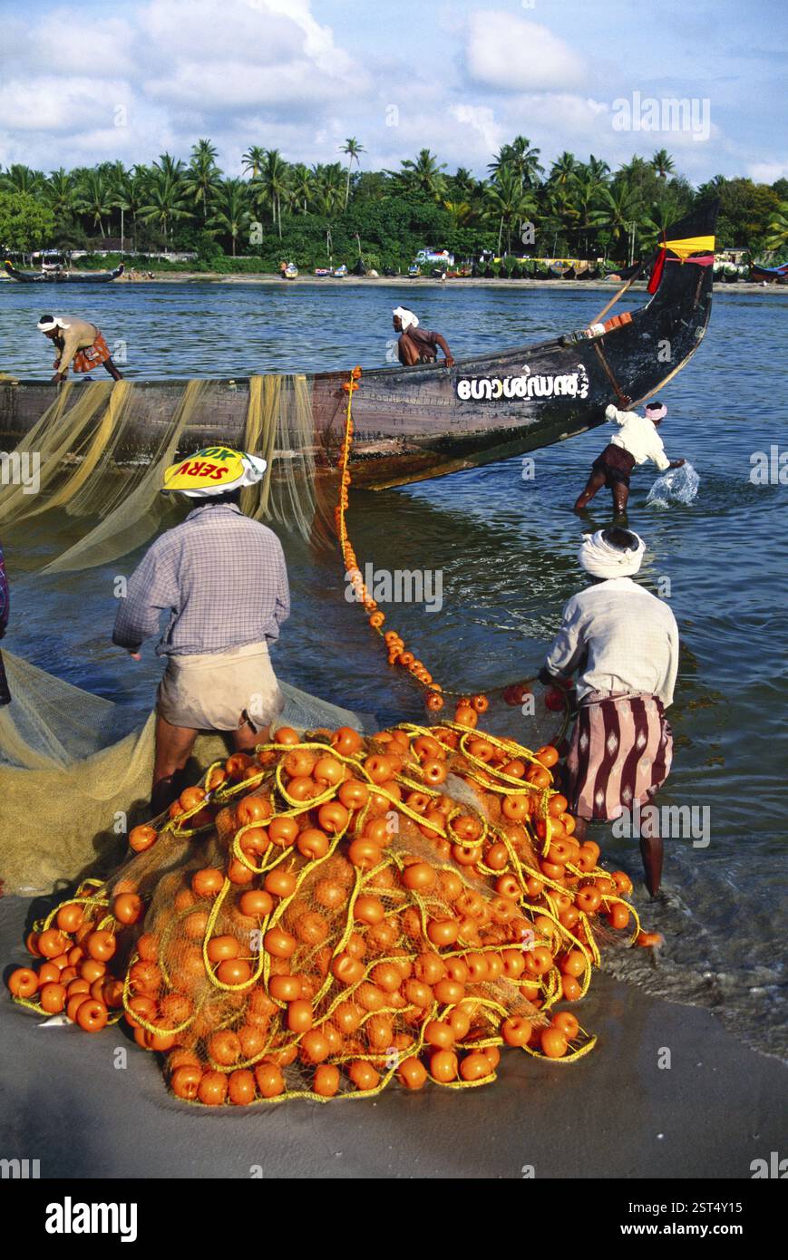 Thottappally fishing harbour kerala india hi-res stock photography and ...