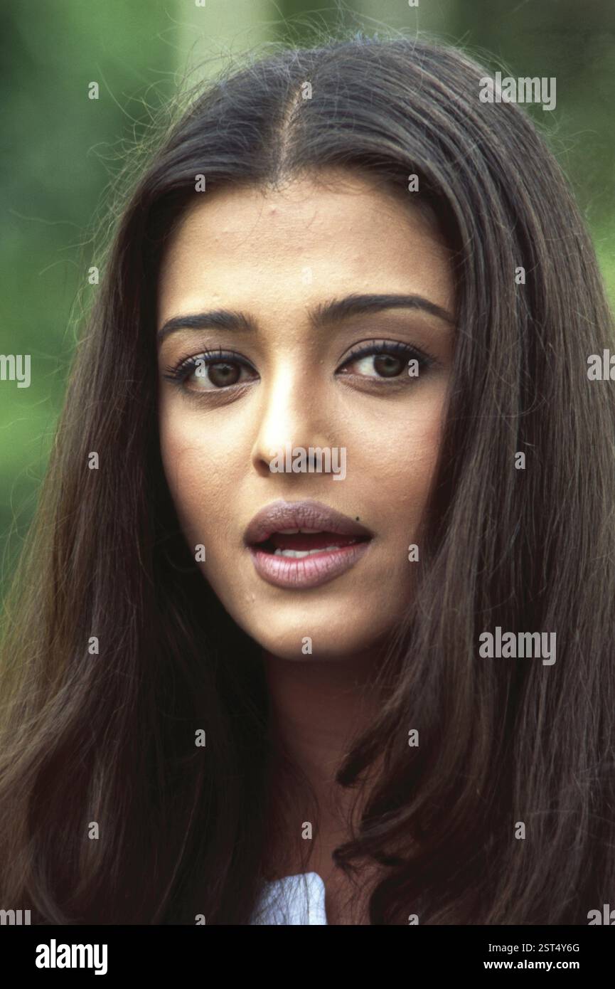 South asian india bollywood actress Aishwarya Rai, india, NO MR Stock ...