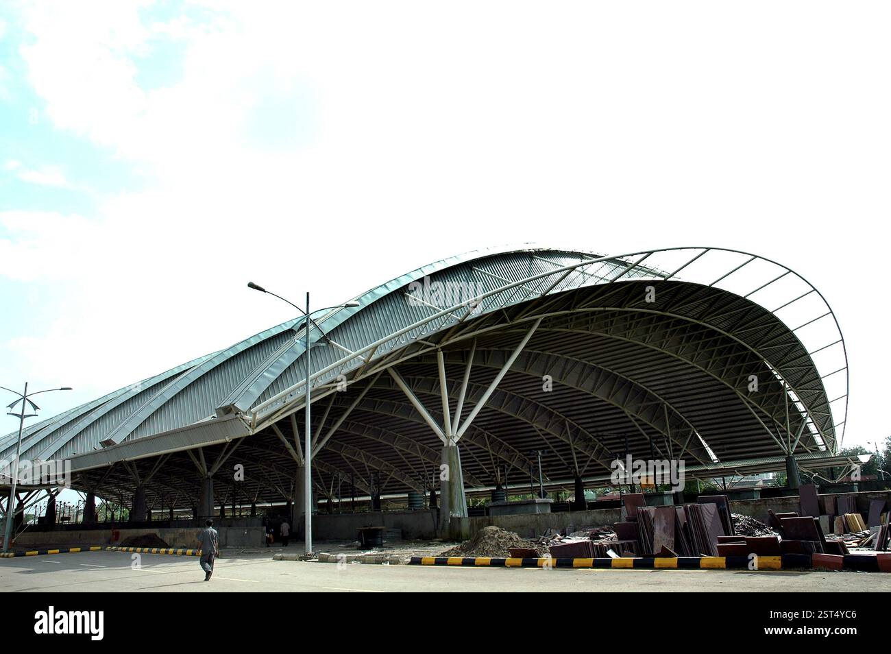 Turbhe Railway Station under construction, Navi Mumbai, Vashi, Bombay ...