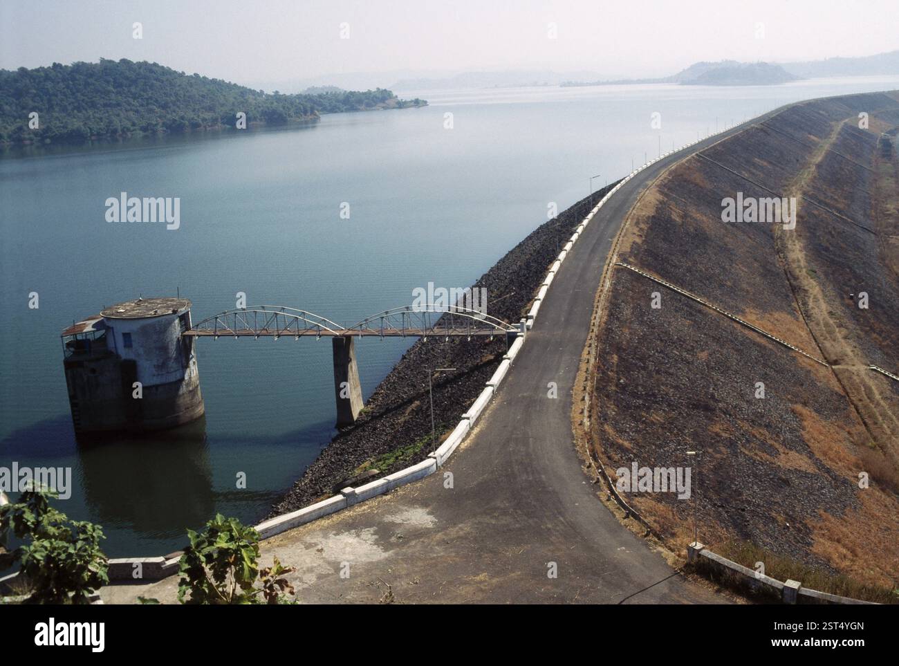 Daman ganga river dam, madhuvan, daman, India, Asia Stock Photo - Alamy
