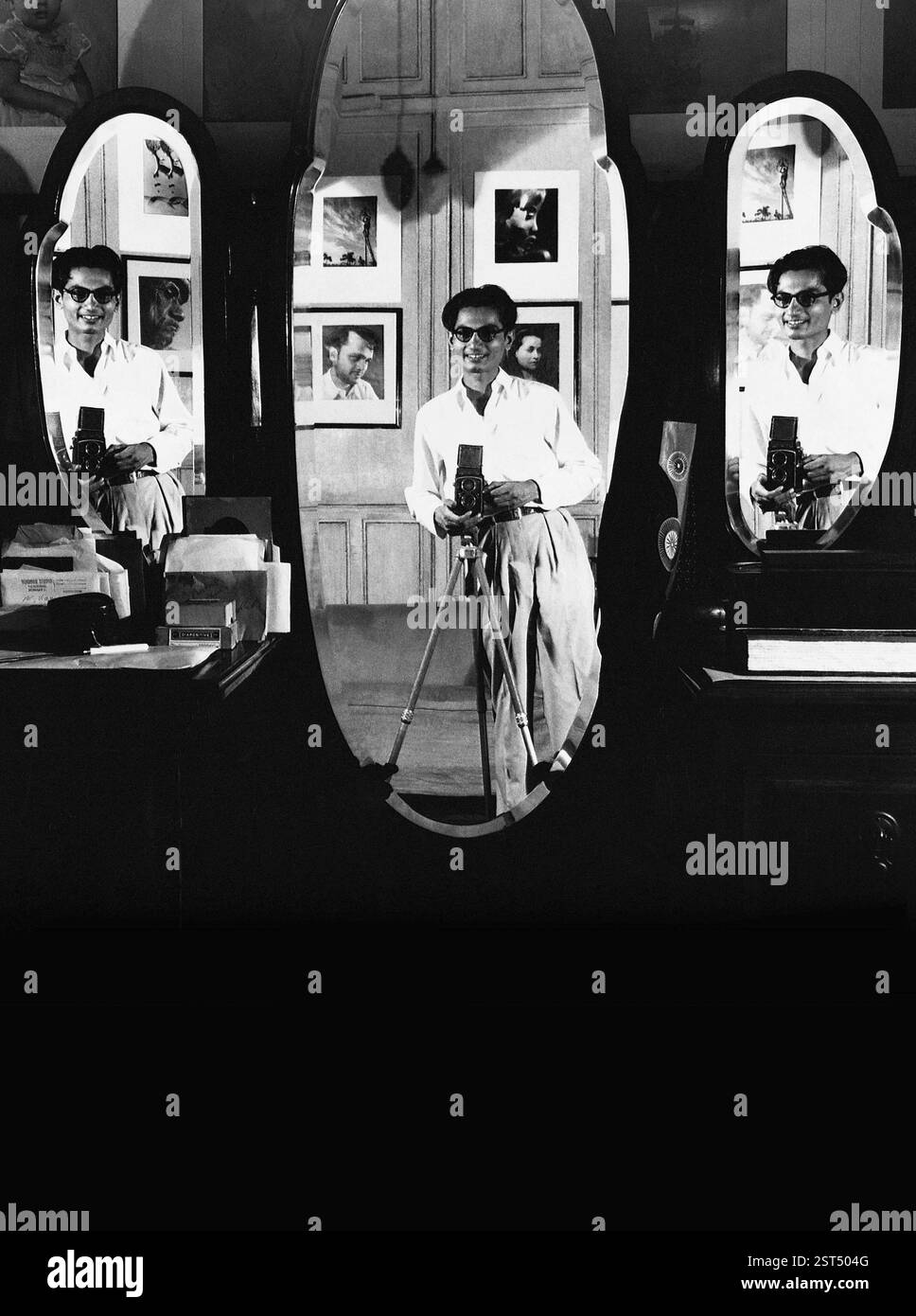 Praful Patel at Windsor Photo Studio, Fountain, Mumbai, Bombay ...