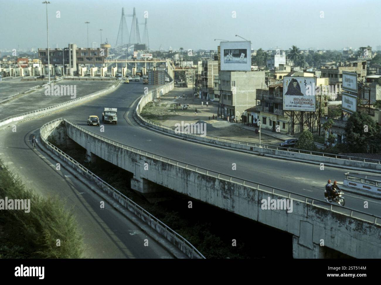 Approaches to a road bridge hi-res stock photography and images - Alamy