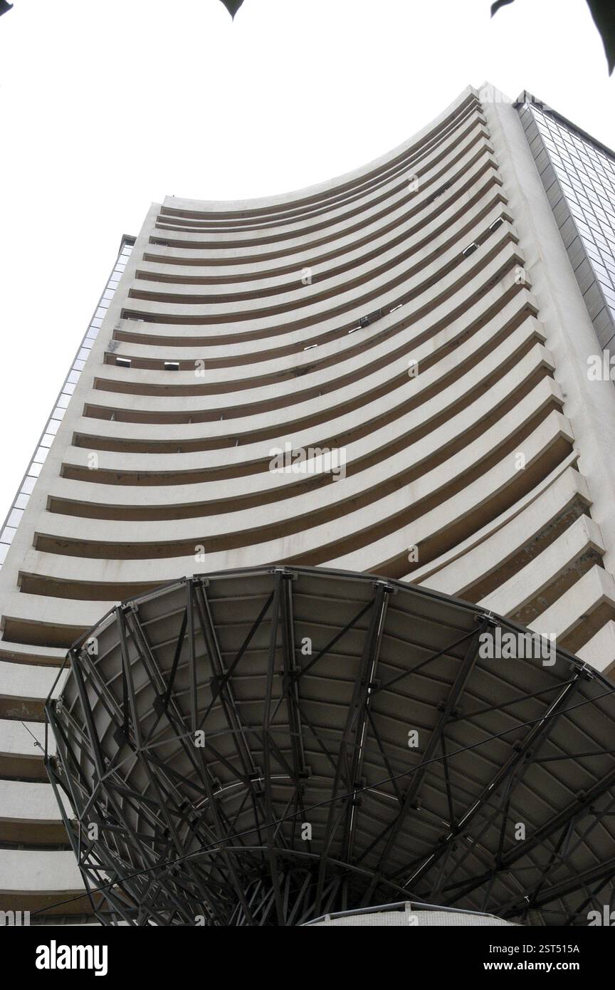 Building of the Bombay Stock Exchange (BSE) standing tall at the Dalal ...