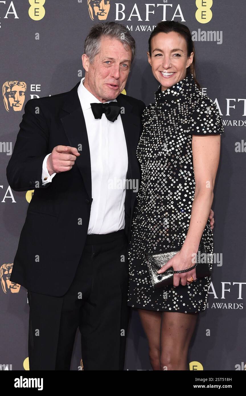 Hugh Grant mit Ehefrau Anna Elisabet Eberstein bei der Verleihung der ...