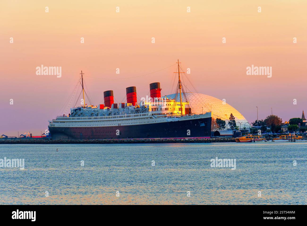 Long Beach, California - January 11, 2025: Iconic RMS Queen Mary ...