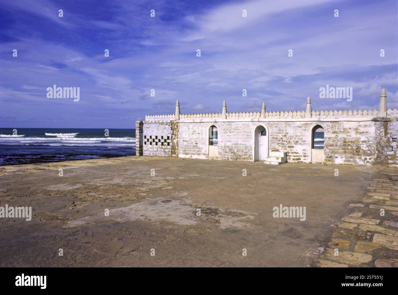 Sunni muslim prayer place, dwarka, gujarat, india Stock Photo - Alamy