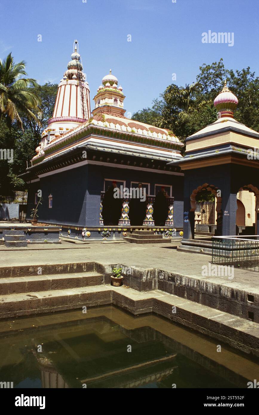 Pune memorials hi-res stock photography and images - Alamy