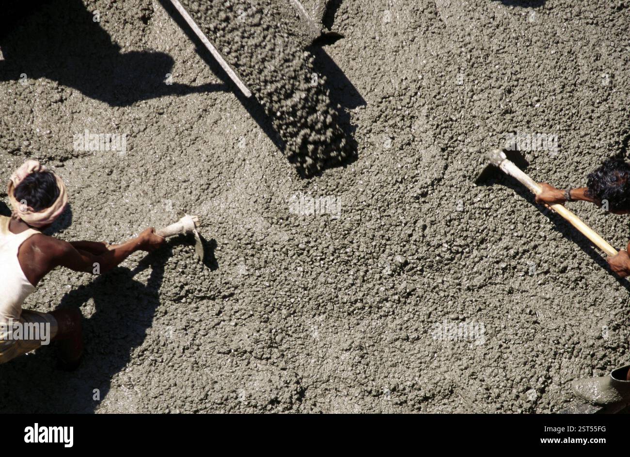 Men working on road construction site, India, Asia Stock Photo - Alamy