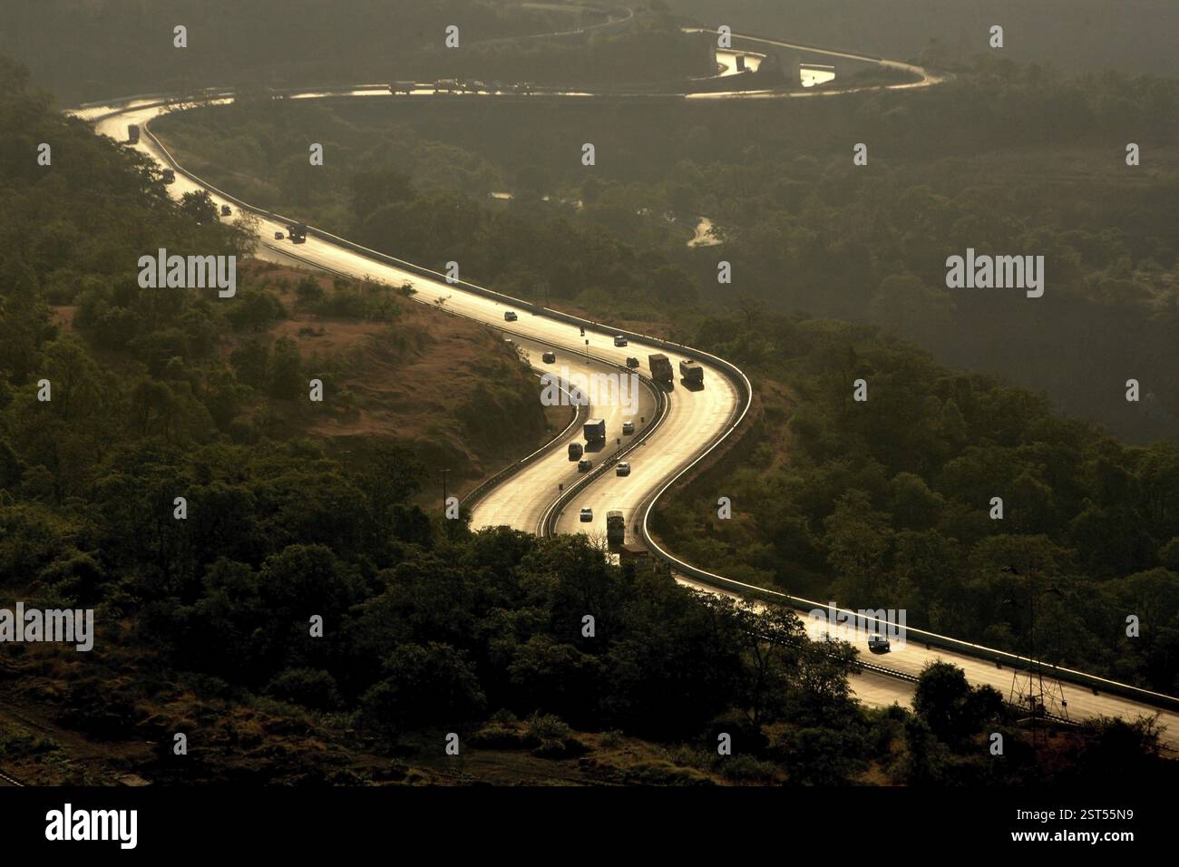Top down street view freeway hi-res stock photography and images - Alamy