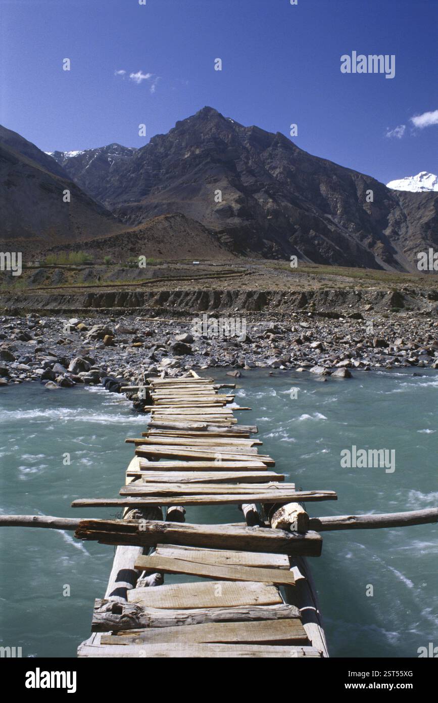 Wooden bridge over spiti river, spiti, valley, himachal pradesh, India ...