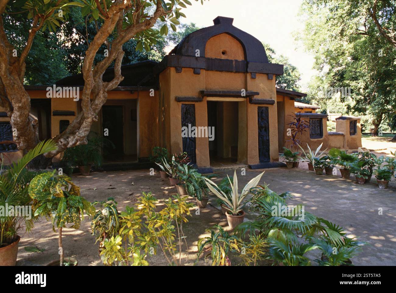 Shyamali designed by Nandlal Bose Shantiniketan, West Bengal, India ...