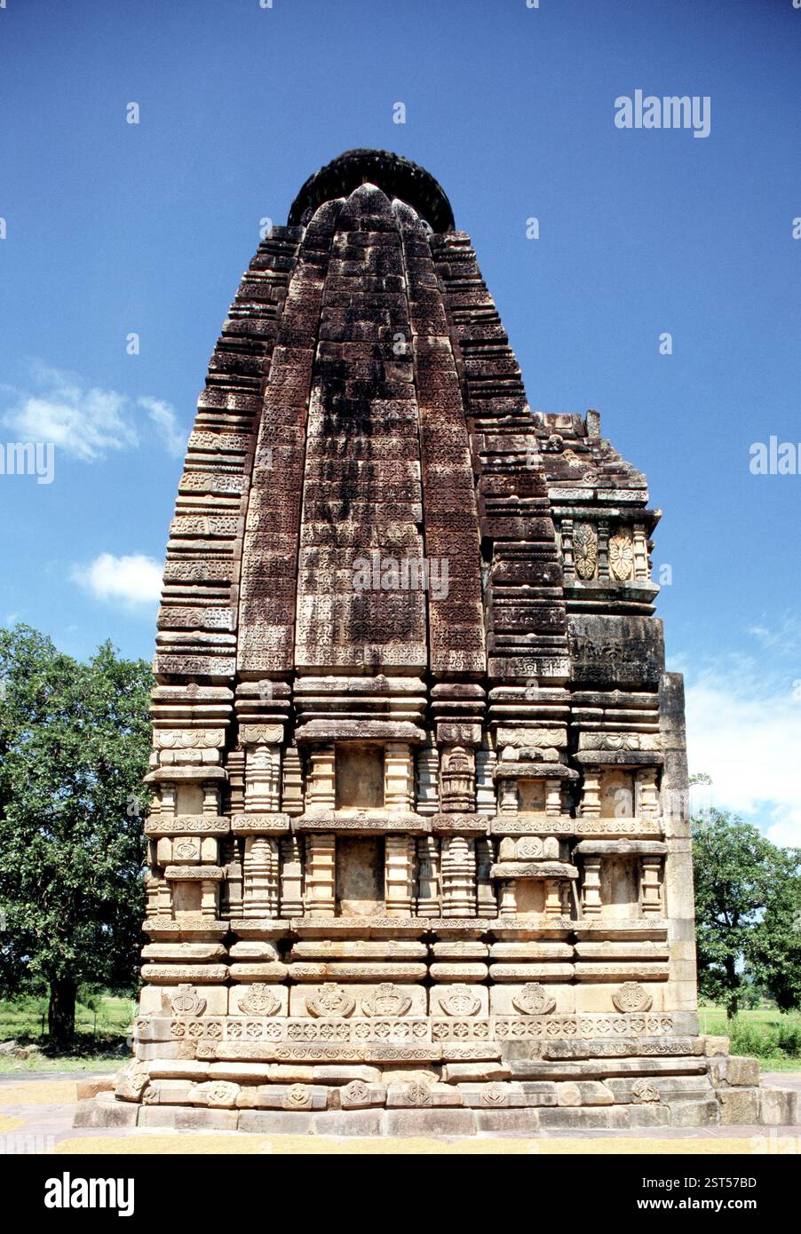 Hindu temple architecture hi-res stock photography and images - Alamy