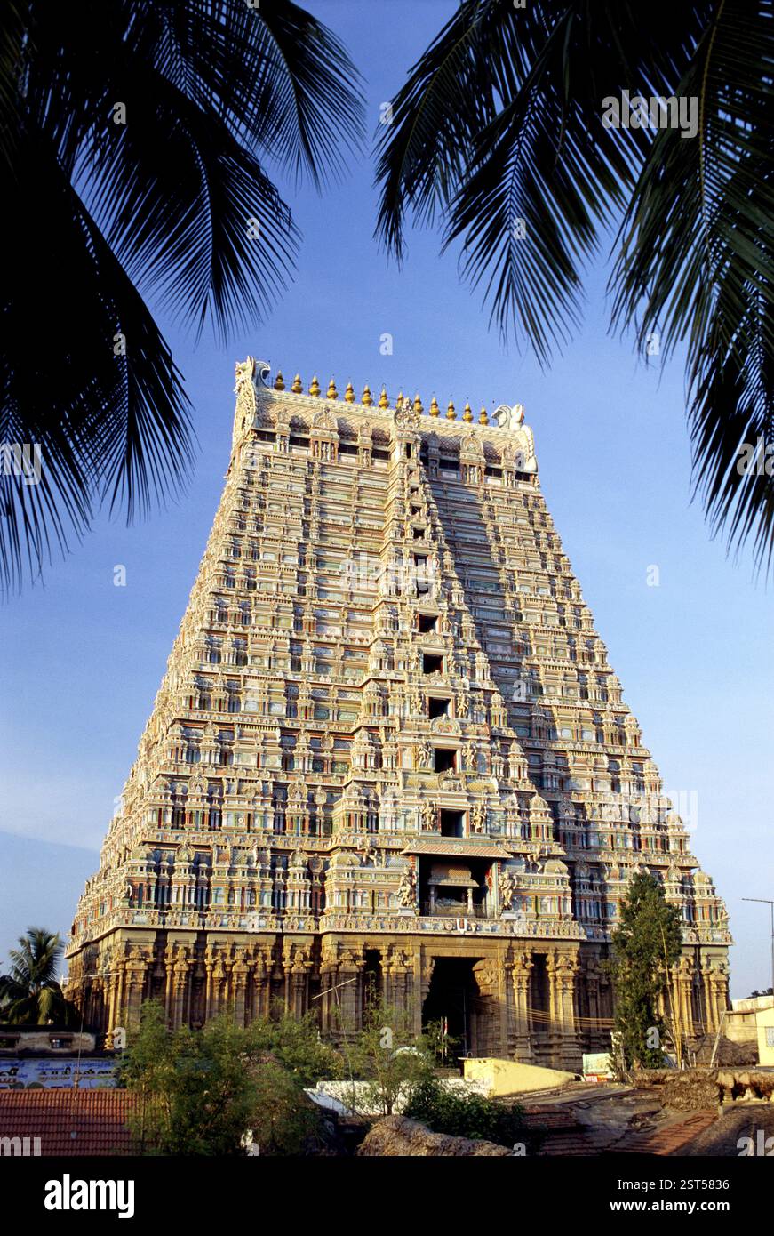 Tallest temple tower 72m high Sri Ranganathaswami temple at Sri Rangam ...