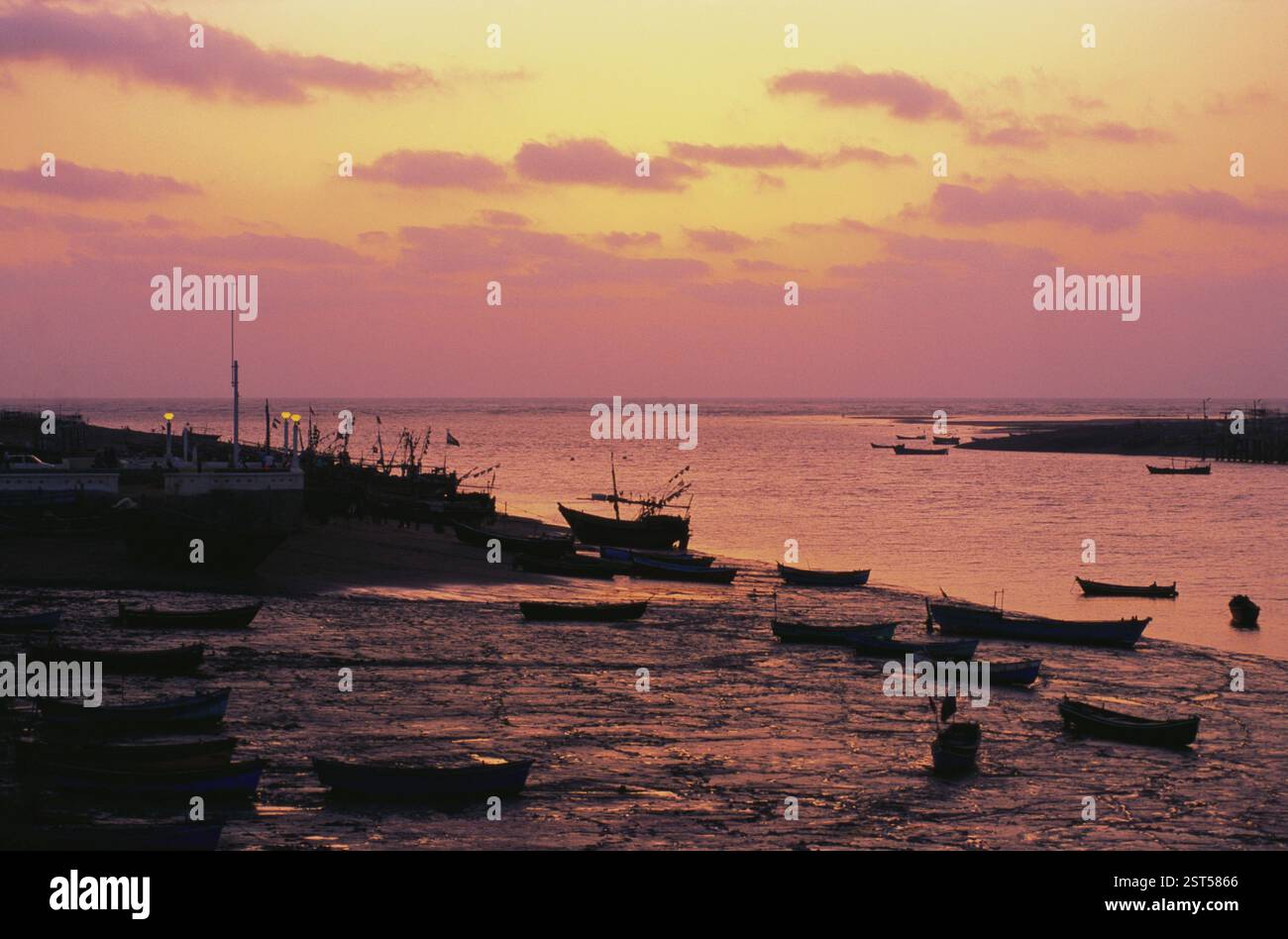 Colourful Seascape after Sunset, Moti Daman, India, Asia Stock Photo ...