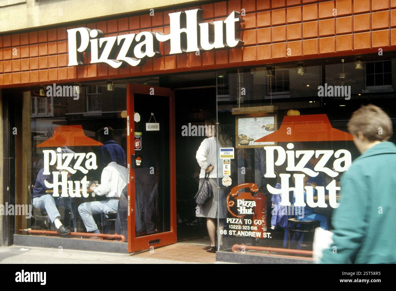 Pizza Hut, London, U.K. United Kingdom England Stock Photo - Alamy