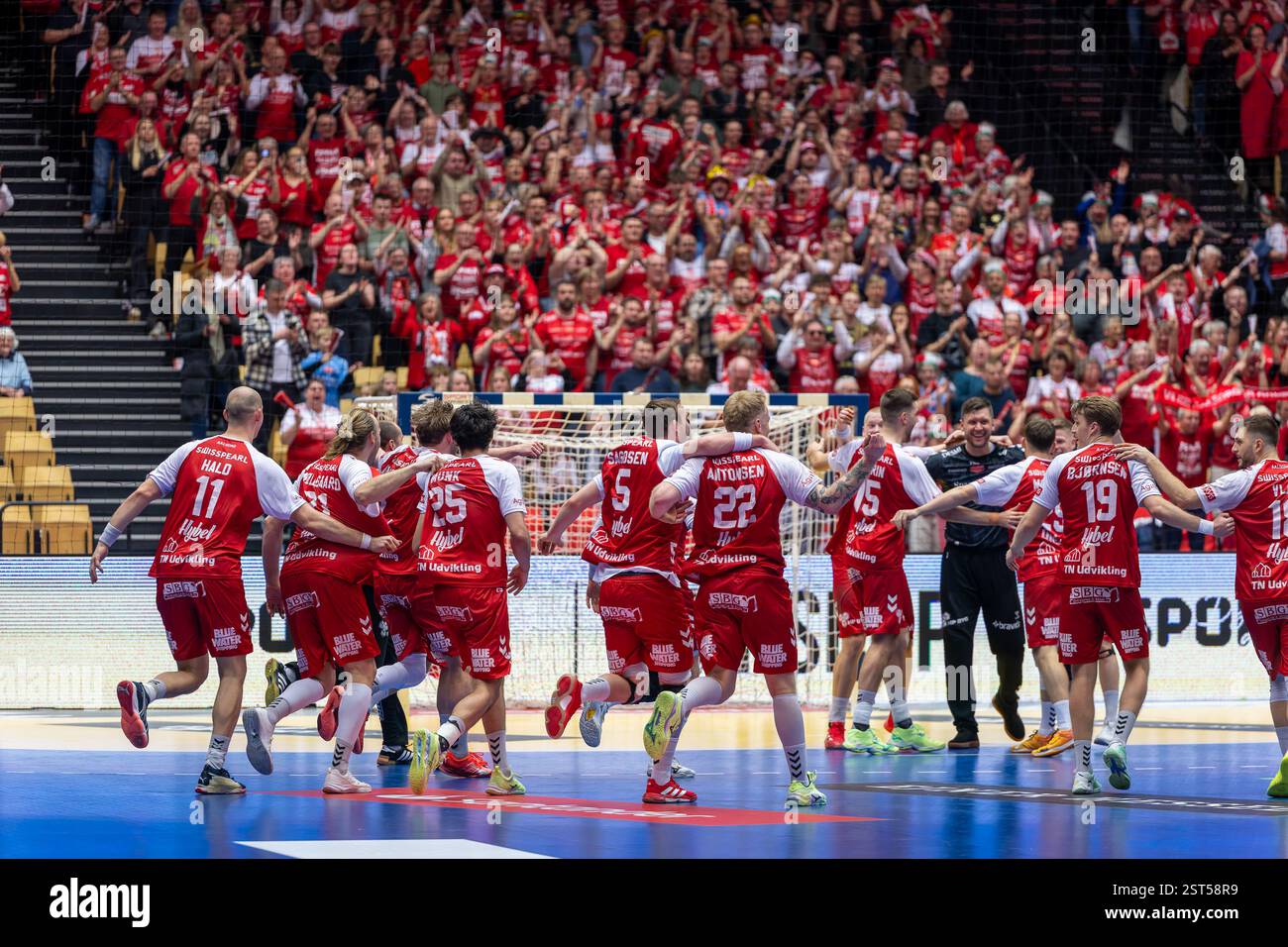 Herning, Denmark. 16th Feb, 2025. The players of Aalborg Handball seen ...