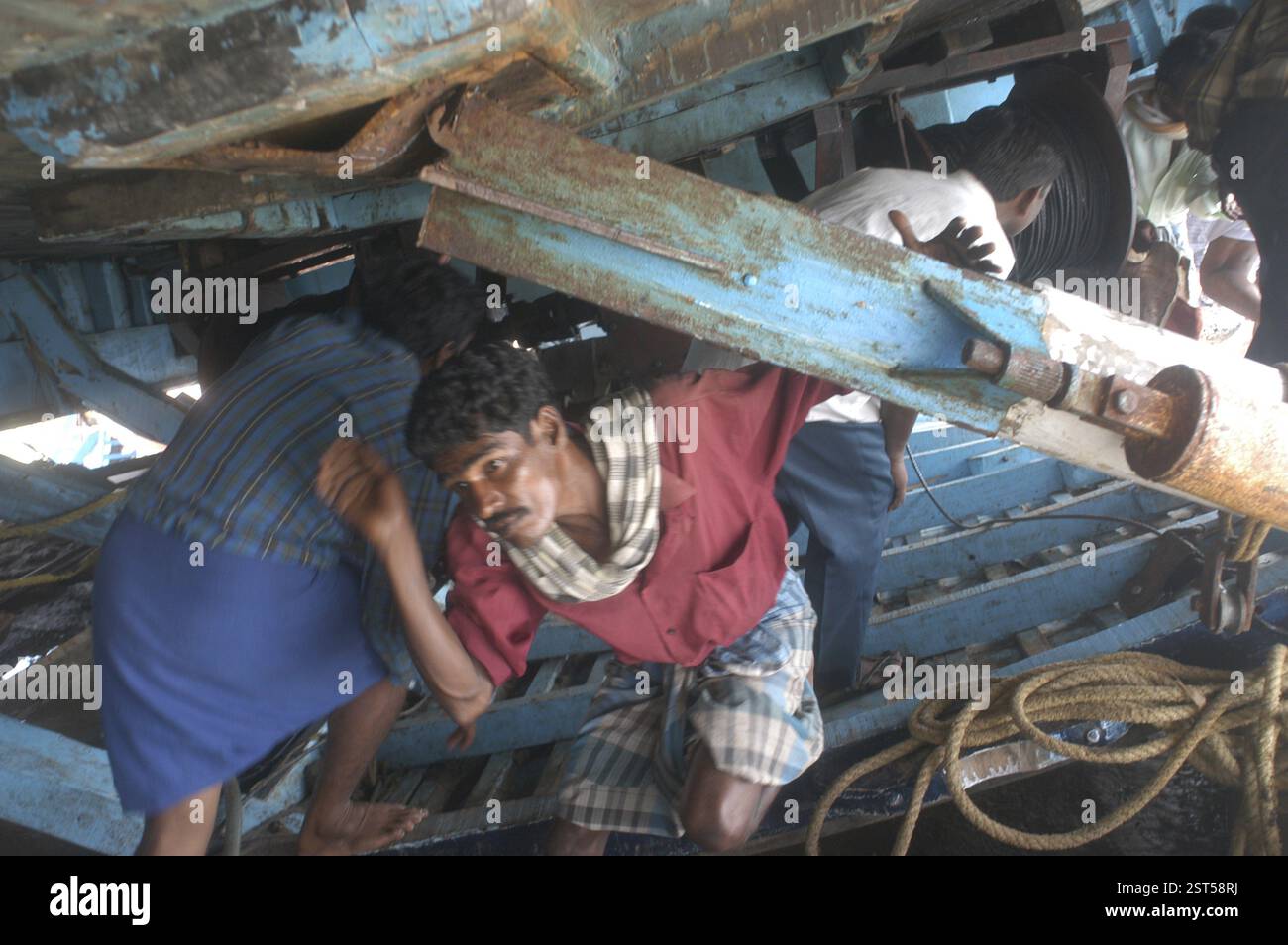Two floor boat hi-res stock photography and images - Alamy