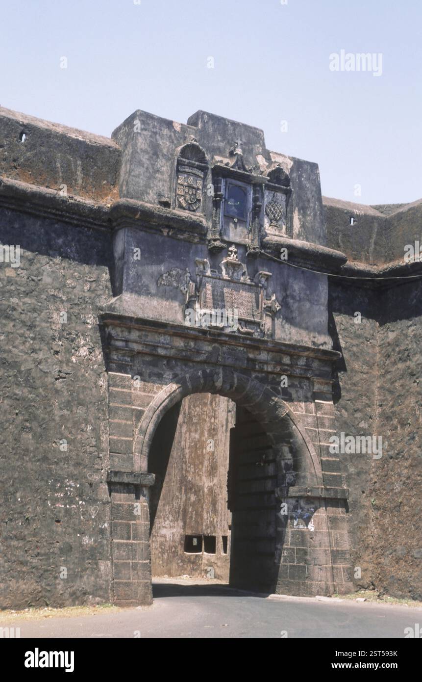 Daman fort hi-res stock photography and images - Alamy