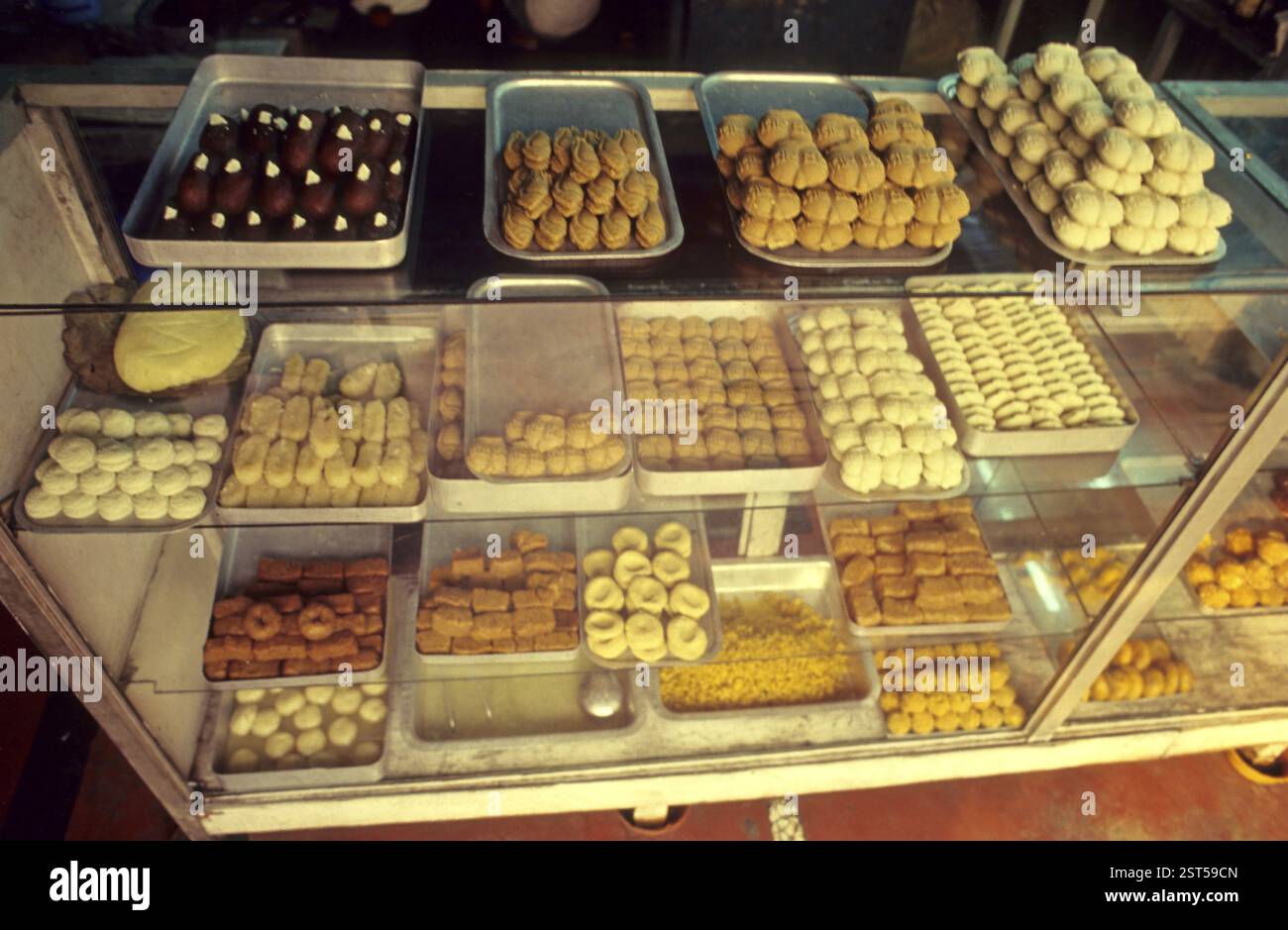 Bengali sweet shop, india Stock Photo - Alamy
