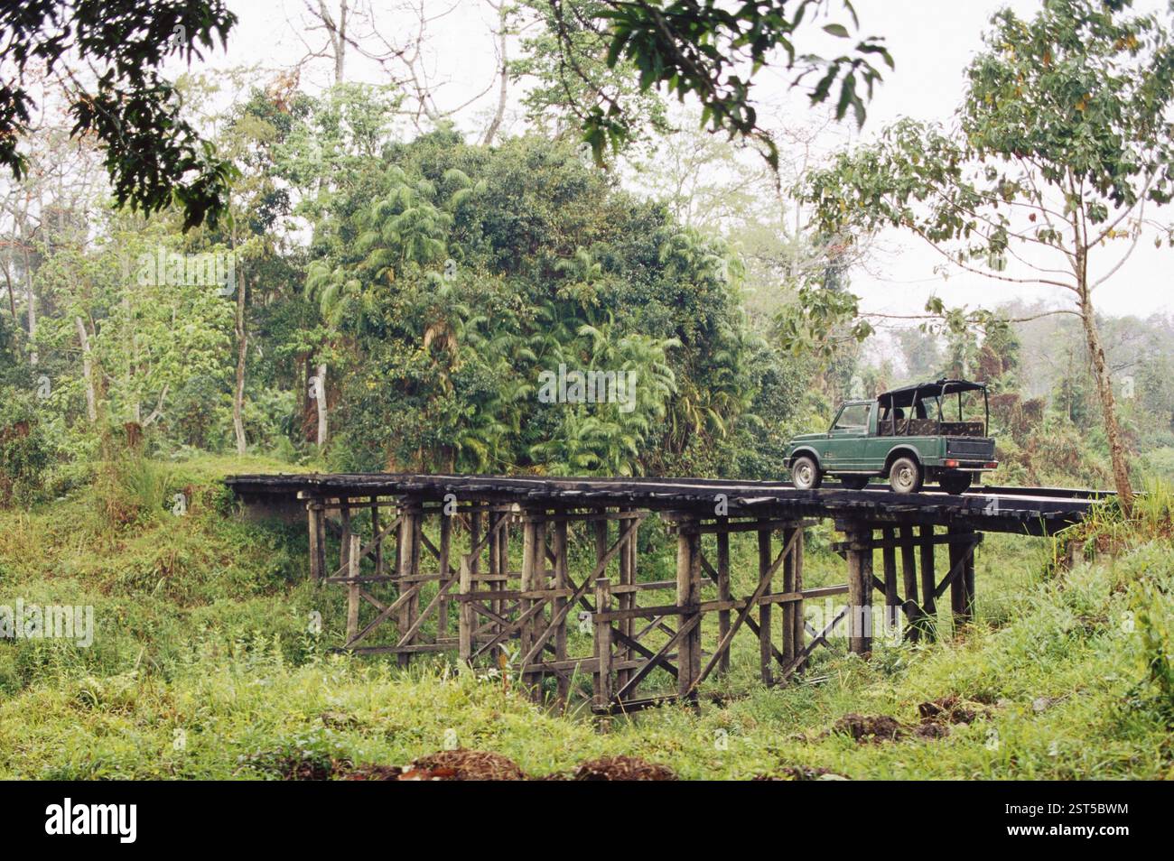 India assam trucks hi-res stock photography and images - Alamy