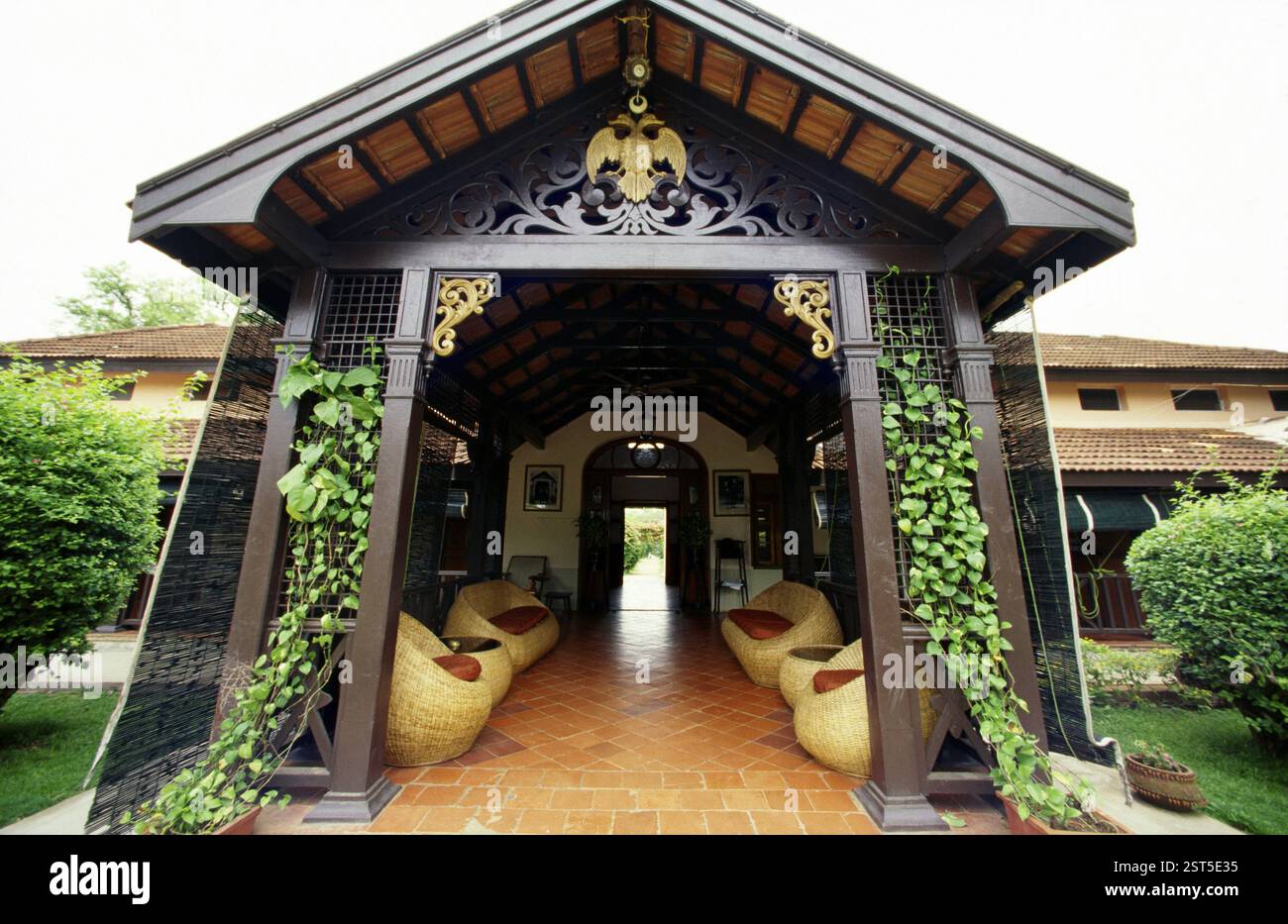 Indian lodges hi-res stock photography and images - Alamy